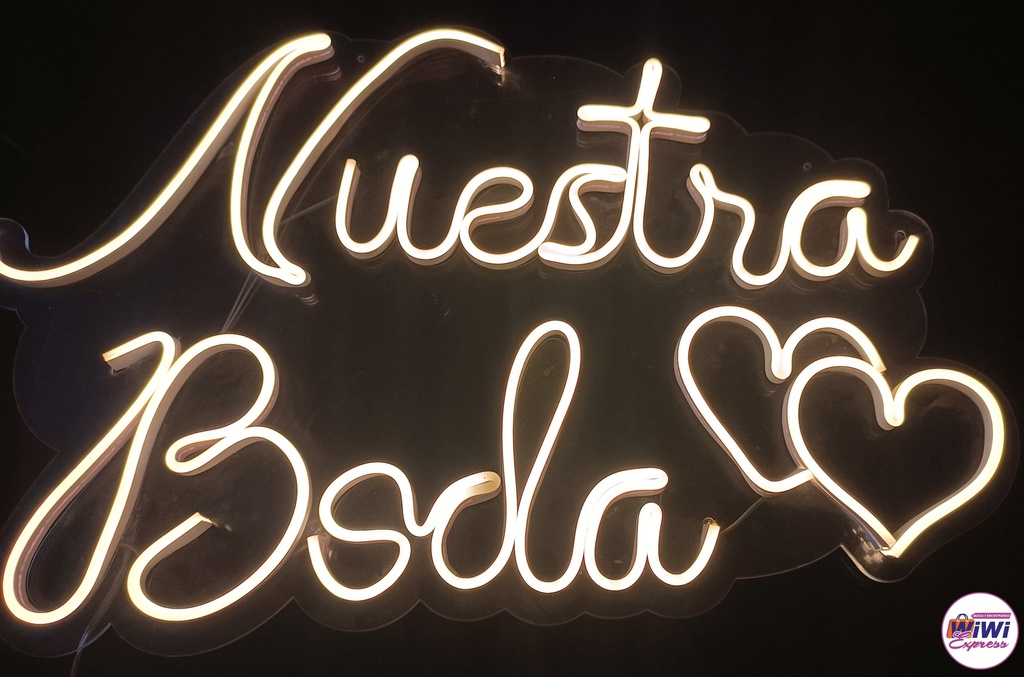 Letrero Nuestra Boda en Luz de Neón | WiwiExpress